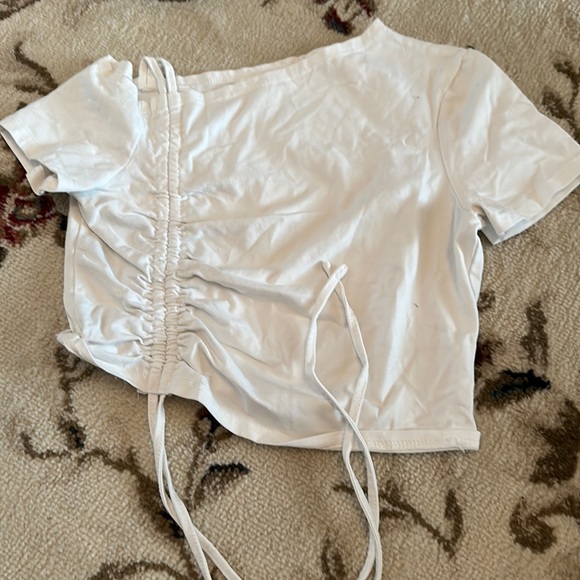 superdown | Tops | Asymmetrical White Superdown Scrunch Shirt | Poshmark